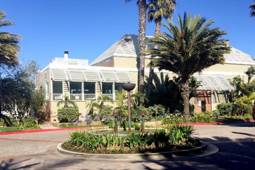 The Portofino Hotel & Marina - Redondo Beach CA | AAA.com
