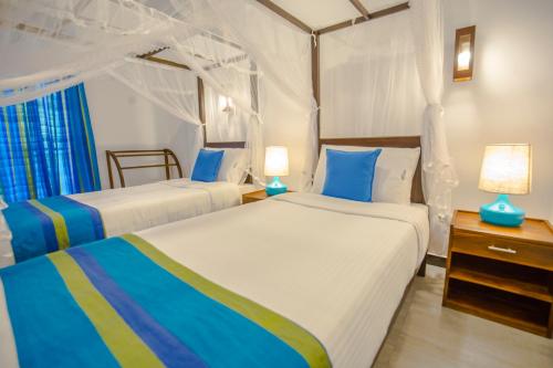 11 Best Hotels in Mirissa, Sri Lanka