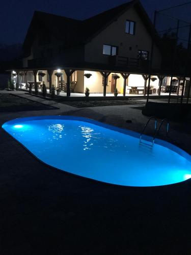 Vila Smiley, Accommodation, Avrig | Latest 2024 Rates | J2Ski