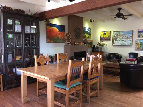 Casa Cuma Bed & Breakfast - Santa Fe, NM