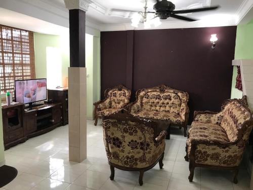 Homestay Di Kota Samarahan - Kuching