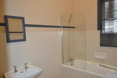 Kenhardt Hotel in ZF Mgcawu District Municipality | 2025 Updated prices ...