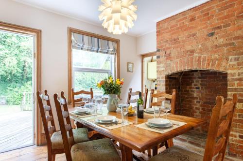 Executive Victorian House - Andover