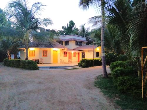 Stay-Inn Hotel&Resort, Modasa from $14 - Book Now