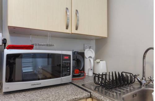 Shirley Apartments, Cozy Studio, Self Check In, 10 Min Drive To City Centre, Walking To Redbridge Tr - Southampton, UK