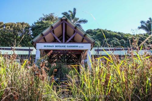 Metro Lodge Beach - Durban, South Africa - Updated 2026: Prices and ...