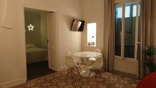 Vintage Vieux-port Apartment - Marseille
