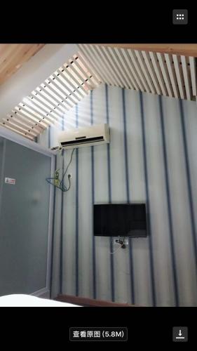 Runjia Hotel Prices, photos, reviews, address. China