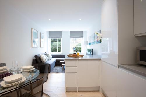 Hampden Apartments - The George - Windsor