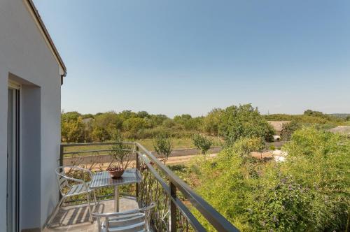 Lavander 3 Private Room With Bathroom And Balcony - Pula