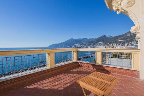 La Giulietta - Penthouse - Salerne