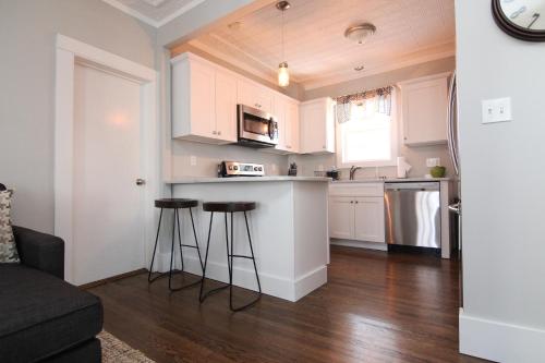 New One Bedroom Apartment Near Lake Winnipesaukee - Wolfeboro, NH
