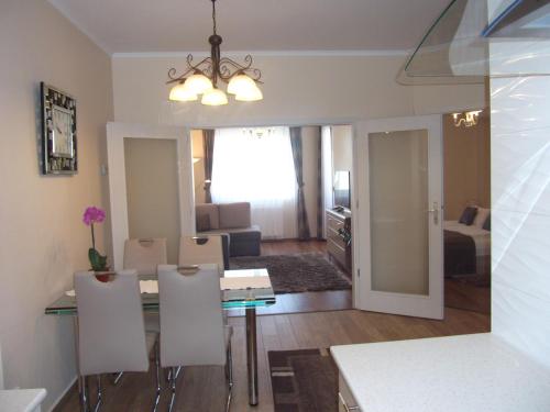 Ametiszt Apartman - Hévíz