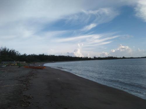 2 Best Beach Resorts In Palauig, Philippines | Trip101