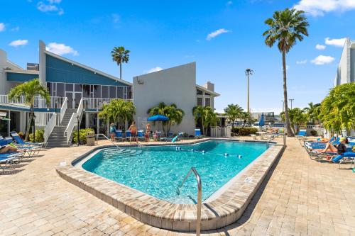 Madeira Beach Condo - Madeira Beach, FL