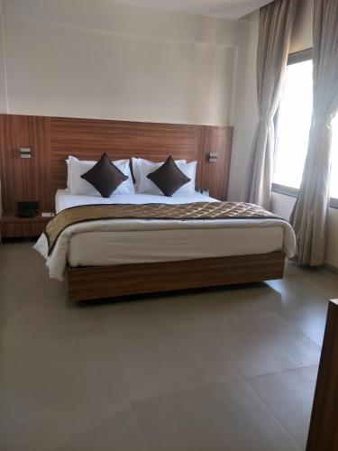10 Top Hotels in Solapur | Places to Stay w/ 24/7 Friendly Customer Service