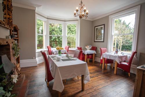 Treherne House & The Malvern Retreat - Malvern Hills