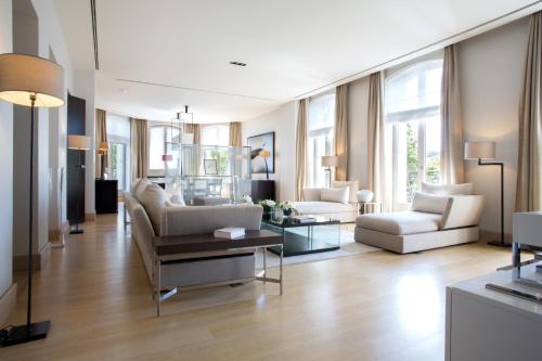 La Reserve Paris Apartments - Paris