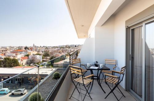 Mirage City Apartments - Rhodes