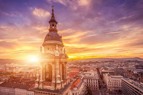 Be A Budapester3 - Budapest
