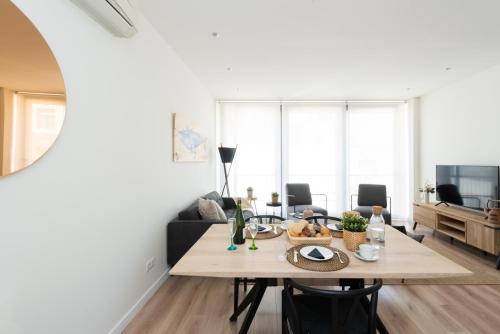 Petit Luxe Tobella Dreta - Terrassa