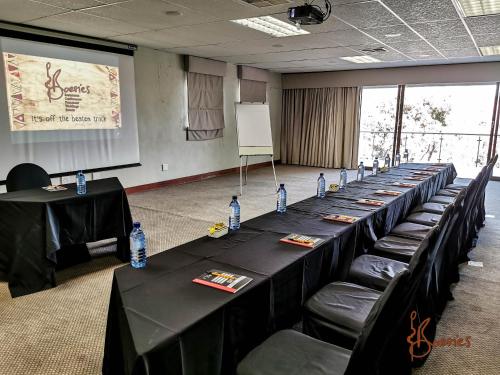 Umuzi Lodge in Secunda, South Africa - reviews, prices | Planet of Hotels