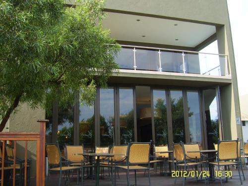 Umuzi Lodge in Secunda, South Africa - reviews, prices | Planet of Hotels