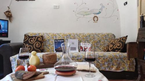Casa Ele - A Cozy And Very Fresh Sardinian House With Liquors - Clouse To Train Station - Sassari