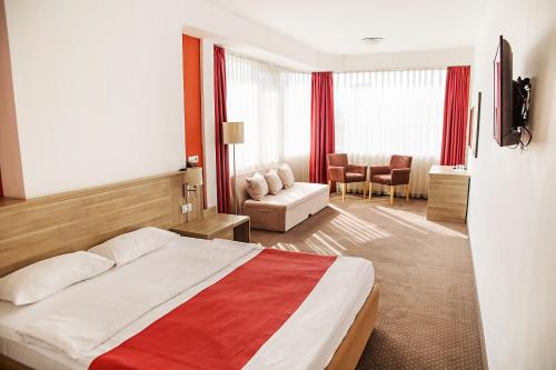 Hotels near Albert Einstein and Mileva Maric memorial plate, Novi Sad ...