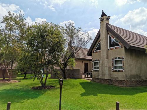 Umuzi Lodge in Secunda, South Africa - reviews, prices | Planet of Hotels