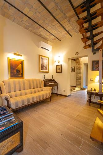 Kings Home In Rome - Rome