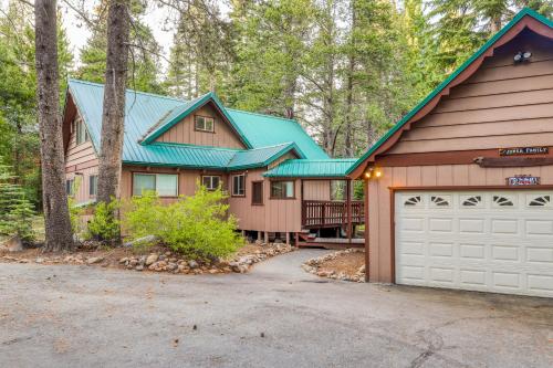 Relaxed And Comfortable Family Gathering Home - Truckee, CA