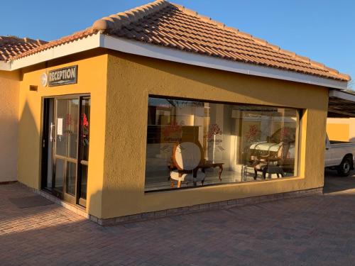 Deals on GaMalatjie Guesthouse in Klerksdorp - Promotional Room Prices