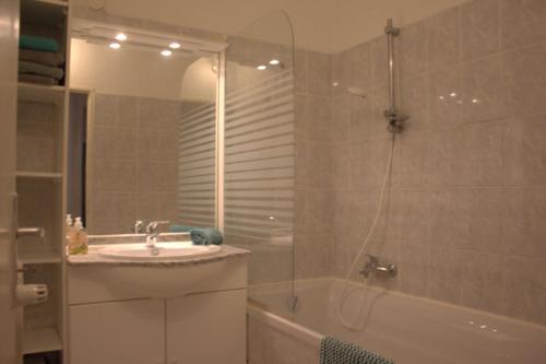 Le Montreal F3 (2 Chambres) Centre Ville/ Garetgv - Ibis Styles Mulhouse Centre Gare