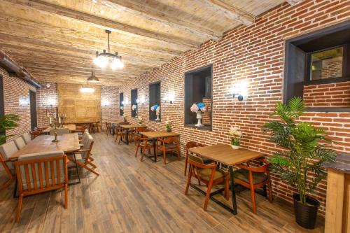 Royal Inn | Georgia, United States - Venue Report