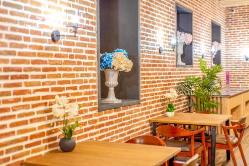 Royal Inn | Georgia, United States - Venue Report