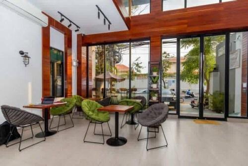 Ptas Tauch Residence - Nom Pen
