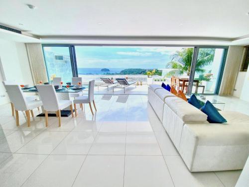 From $17 - The View Luxury Sea View Room With Jacuzzi Near Karon Beach