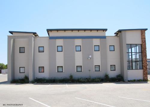 Kings Gate Hotel Rustenburg, South Africa - reviews, prices | Planet of ...