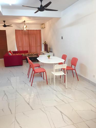 Botanic Gardens 26- 5-bedroom Near Aeon Bukit Tinggi - Klang