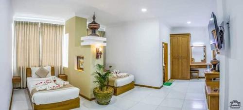 Hotel Shwe Nann Htike, Pyin Oo Lwin - Booking Deals, Photos & Reviews