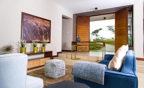 Elegantly designed, 4-bed villa in Champagne Ridge in Kajiado, Kenya ...