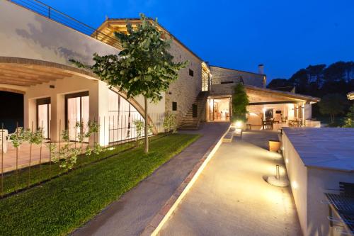 Can Clotas Hotel Masia in Cistella from $60