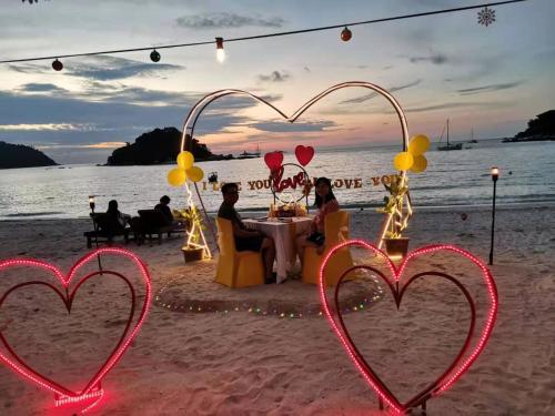 Double Story Villa Walking Distance To Beach - Pangkor Island