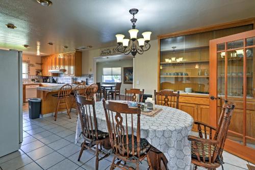 7 Mi To Dtwn Gilroy: Spacious Home On 20 Acres! - Morgan Hill, CA