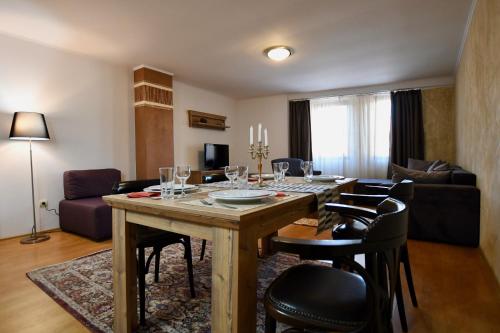 Dolomiti Apartments - Bansko
