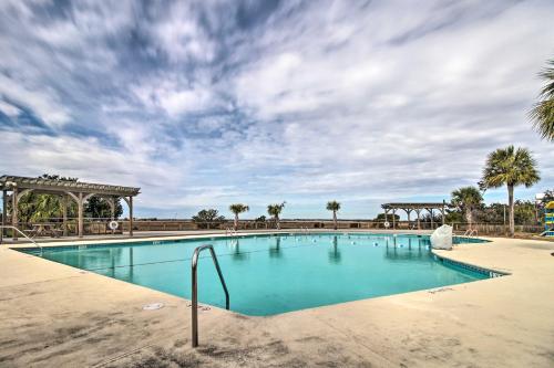 Steps To Pool & Beach: St. Helena Island Escape! - Harbor Island, SC
