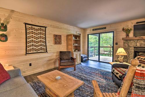 From $53pp - Wolf Laurel Resort Cabin Near Hiking and Skiing, Swiss, NC