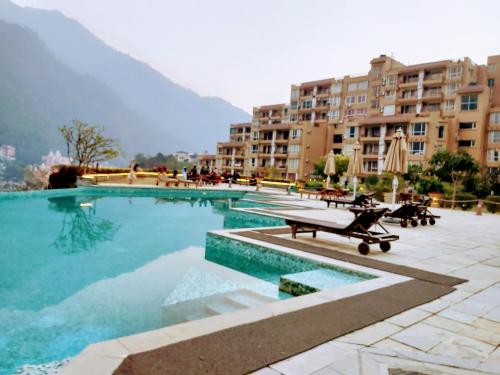 10 Best Rishikesh Hotels: HD Photos + Reviews of Hotels in Rishikesh, India