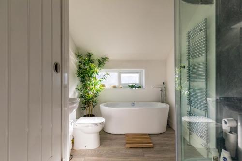 Hollywood House - Sleeps 10 Guests - Cardiff